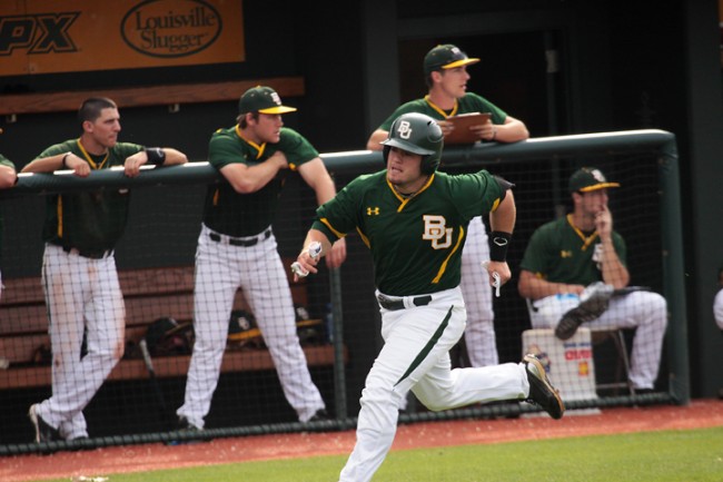 Solid pitching helps Baylor past UT Arlington - The Baylor Lariat