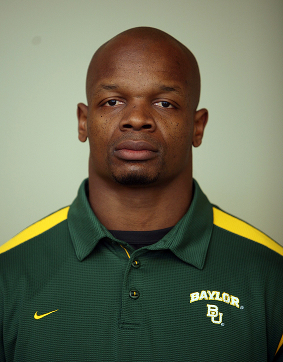 Baylor football’s secret weapon: Kaz Kazadi | The Baylor Lariat