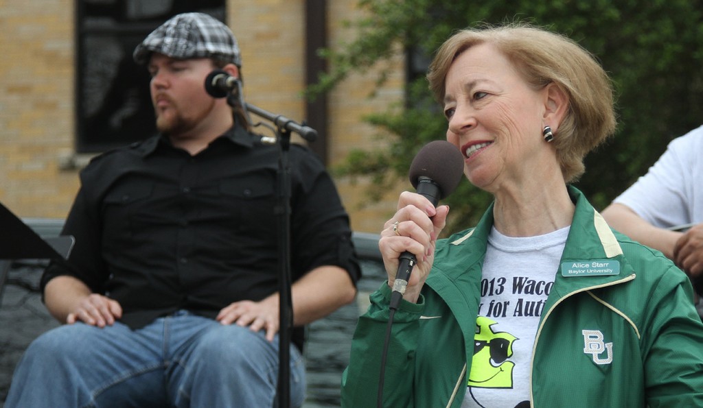 Waco, Baylor take a walk for autism - The Baylor Lariat