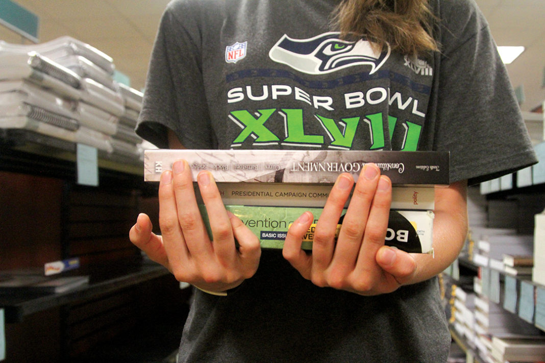 Textbook prices continue to rise - The Baylor Lariat