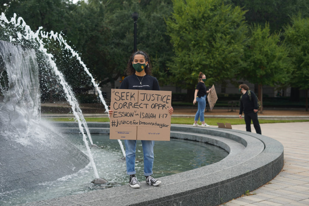 Students hold grassroots BLM protest on campus - The Baylor Lariat