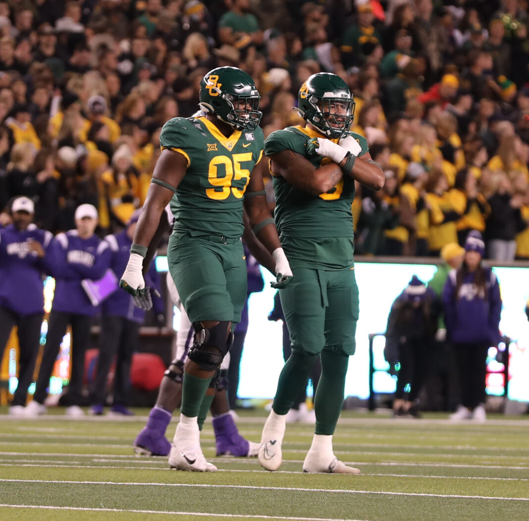 Seasoned defensive linemen Gabe Hall, TJ Franklin lead new-look defense - The Baylor Lariat