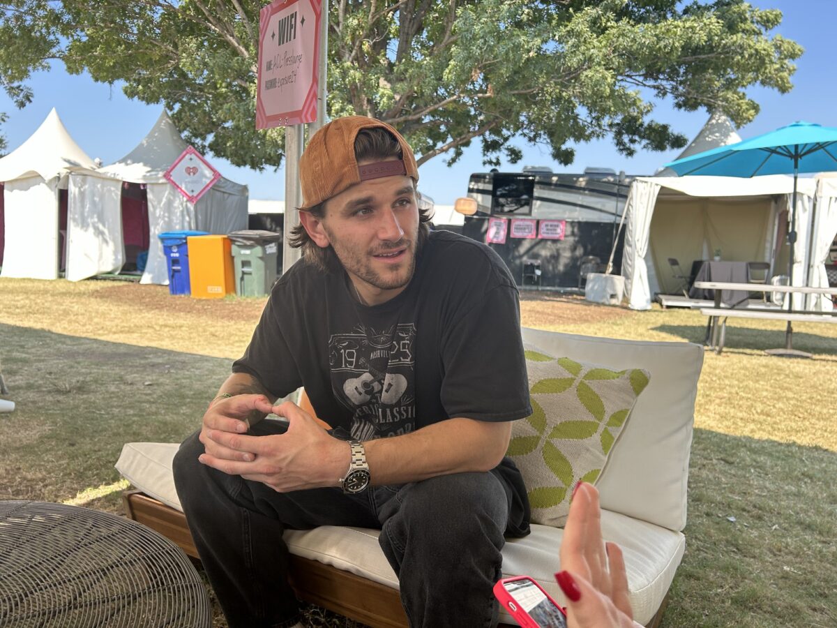 Singer-songwriter Jonah Kagen lives fast, writes from the heart - The ...