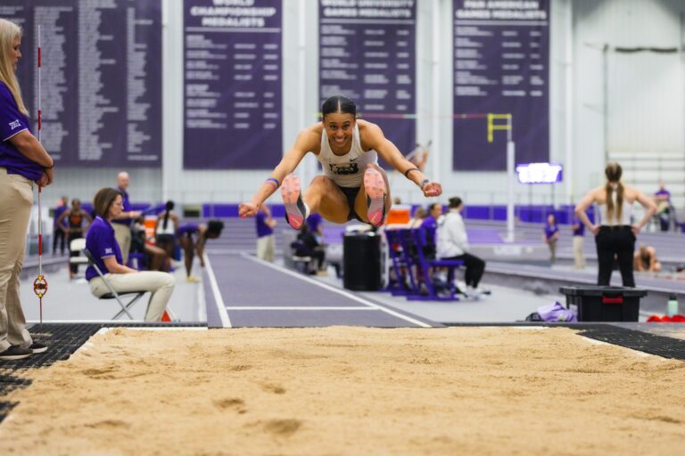 ‘Never give up on yourself:’ Alexis Brown’s journey from injury to ...