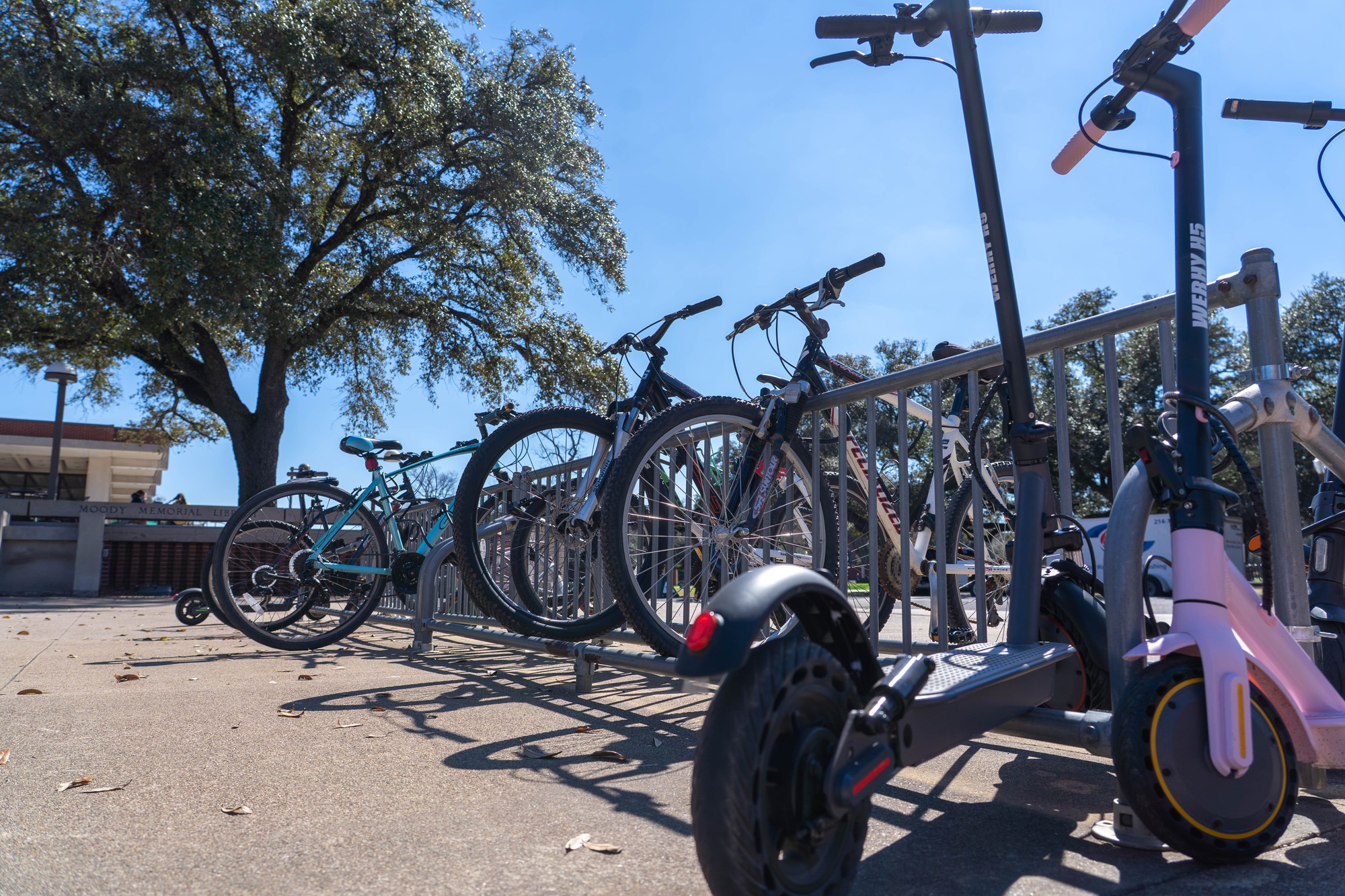 BUPD urges students to lock, register scooters, e-bikes - The Baylor Lariat